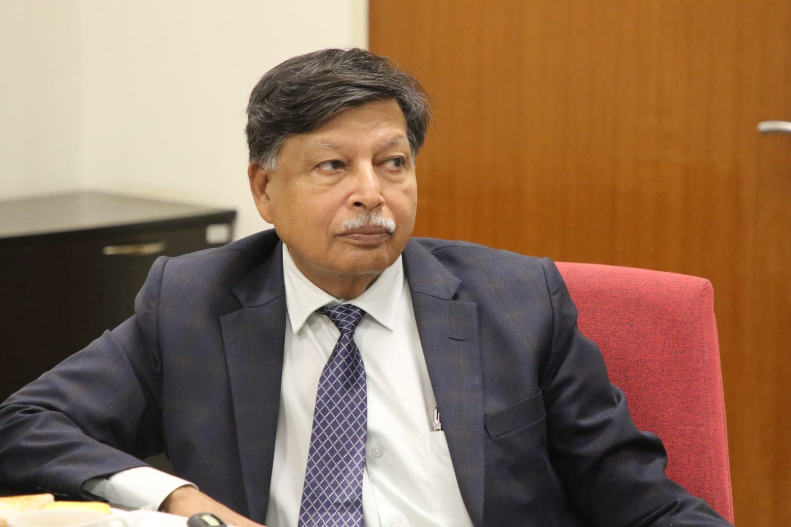 Executive Training Session by Prof. Dr. Kaleem Raza Khan – Salim Habib ...